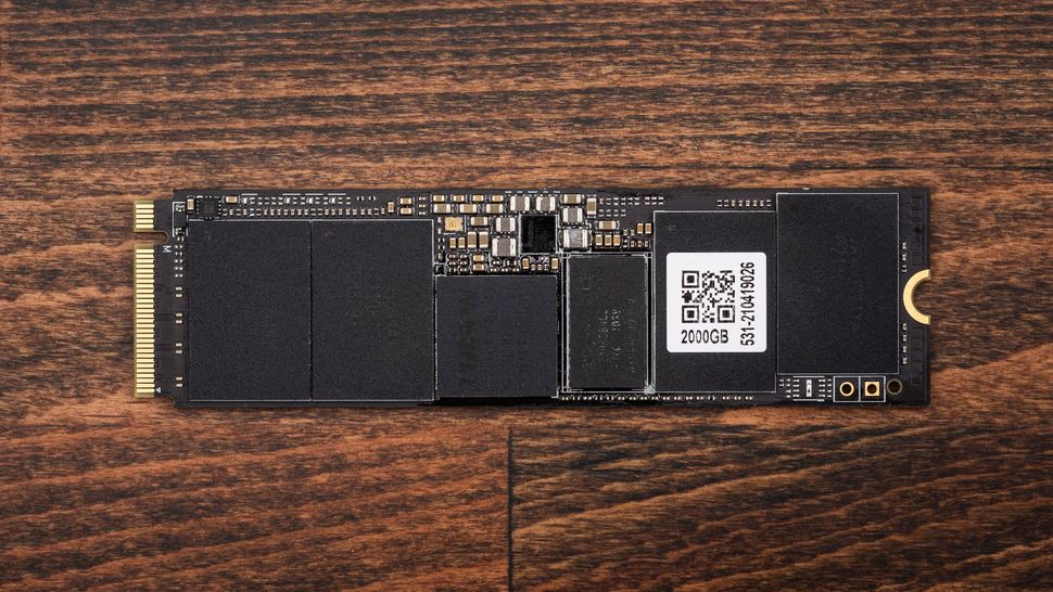 Phison PS5018-E18 Controller With Micron 176L TLC Preview: Unleashing ...