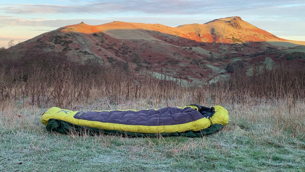 OEX Leviathan EV 900 sleeping bag sleeping bag review | Advnture