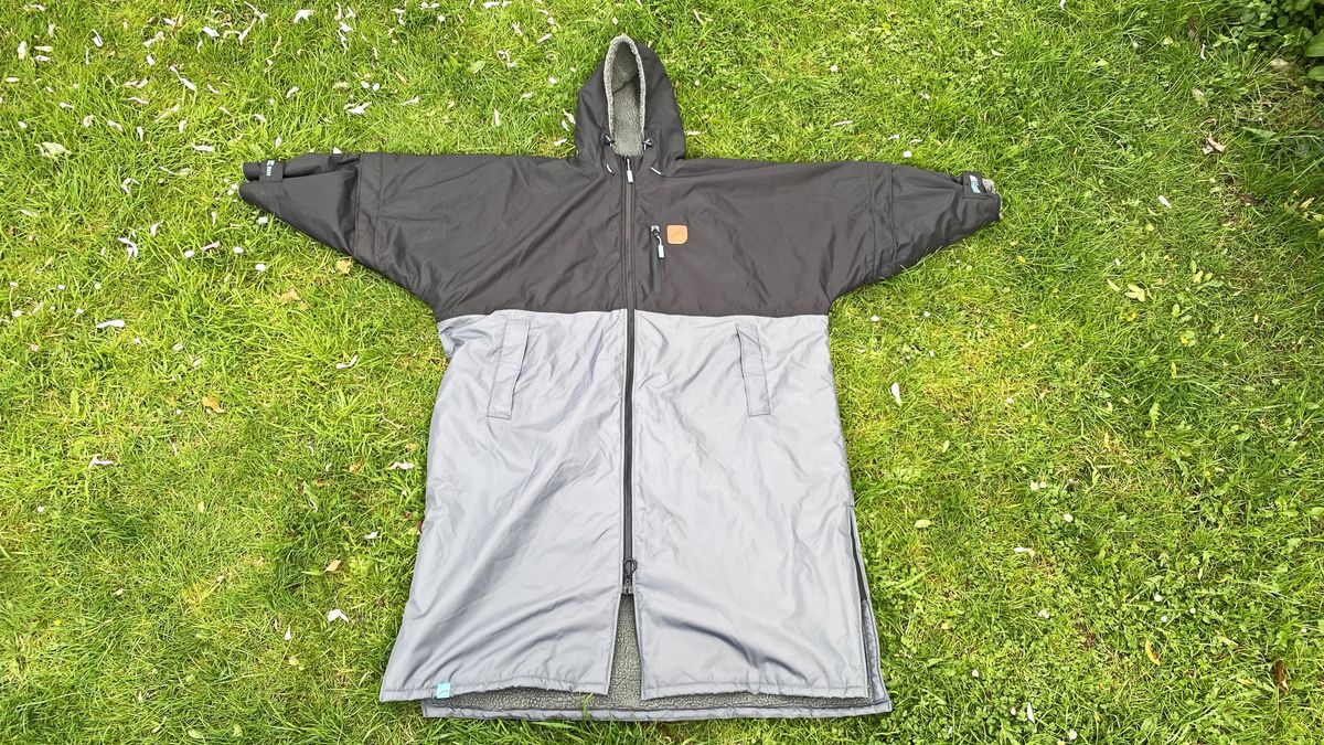 Bluefin Heatwave Robe review: a cozy, convertible cloak for cold and ...