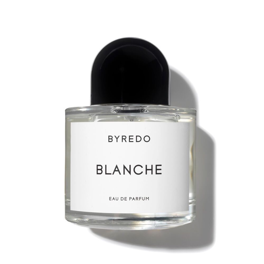 8 Delicate Perfumes That Smell Subtle Yet Chic | Who What Wear