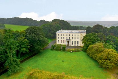 A 23-bedroom house with three cottages, exquisite Georgian stable block ...