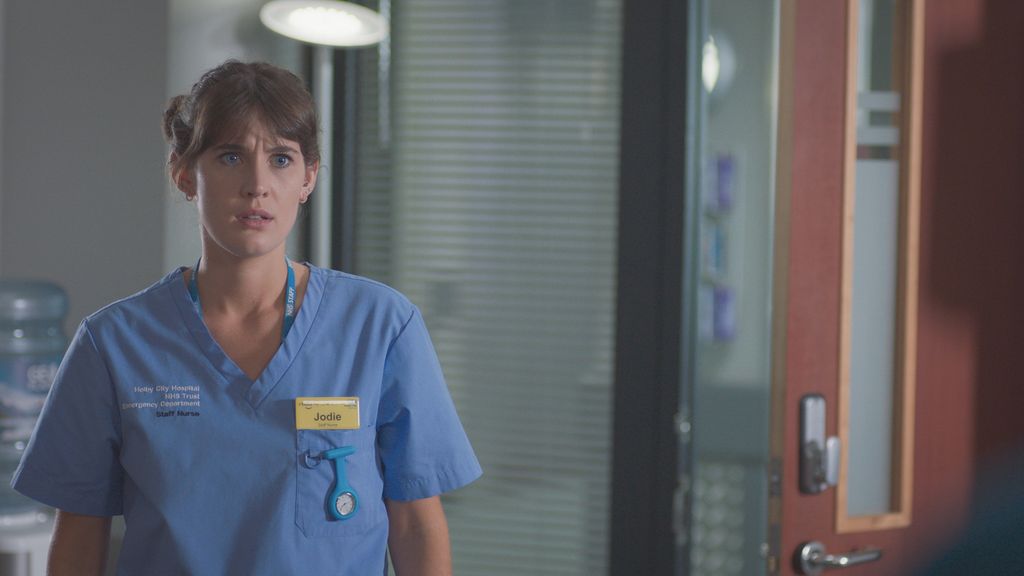 Casualty EXCLUSIVE — Anna Chell reveals BIG shocks for Jodie | What to ...
