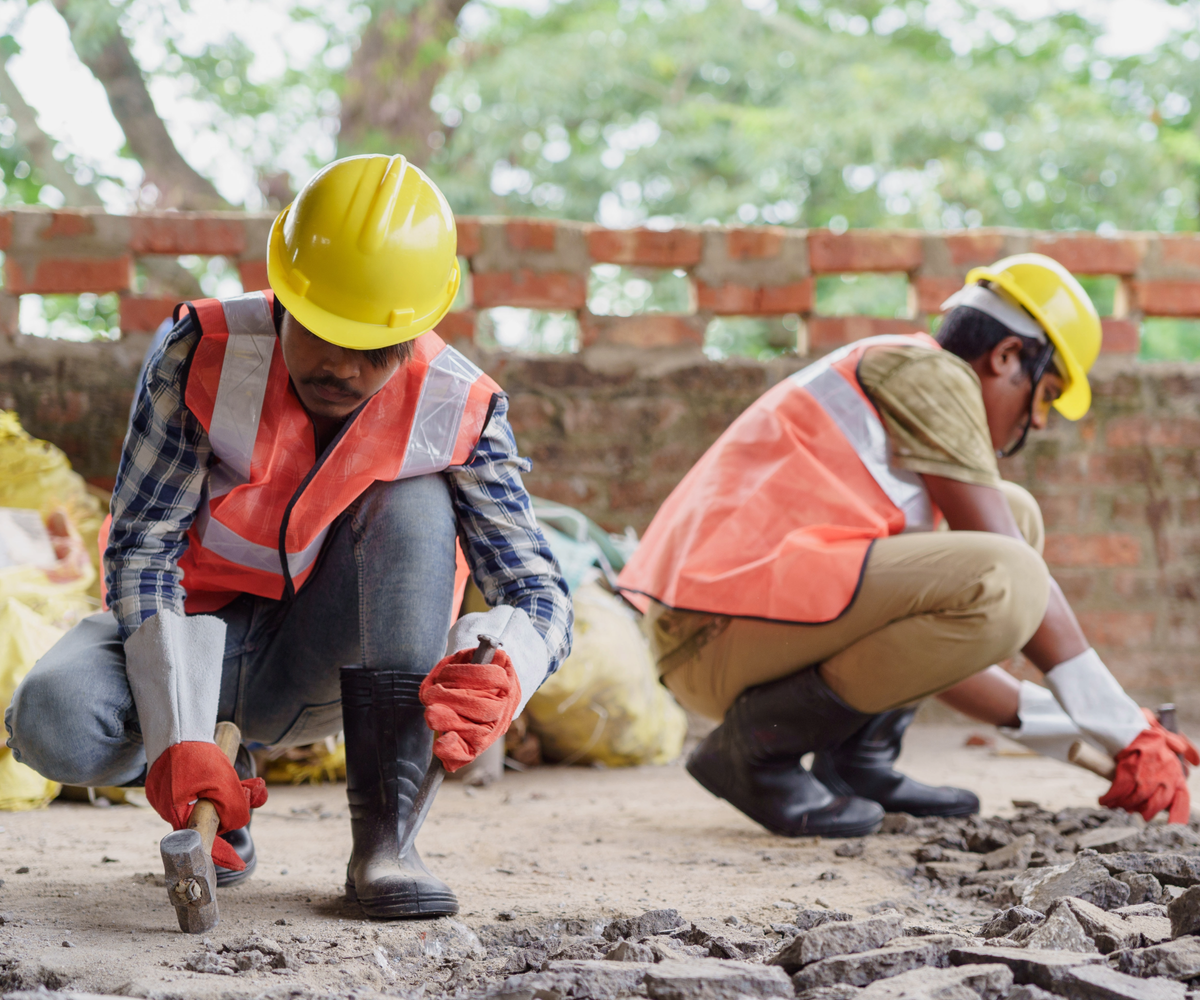 How to find a builder: a practical 13-step guide | Homebuilding
