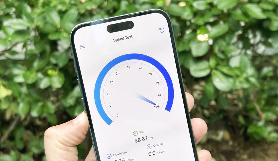 iPhone 14 Pro 5G speeds tested — and there's a real difference | Tom's ...