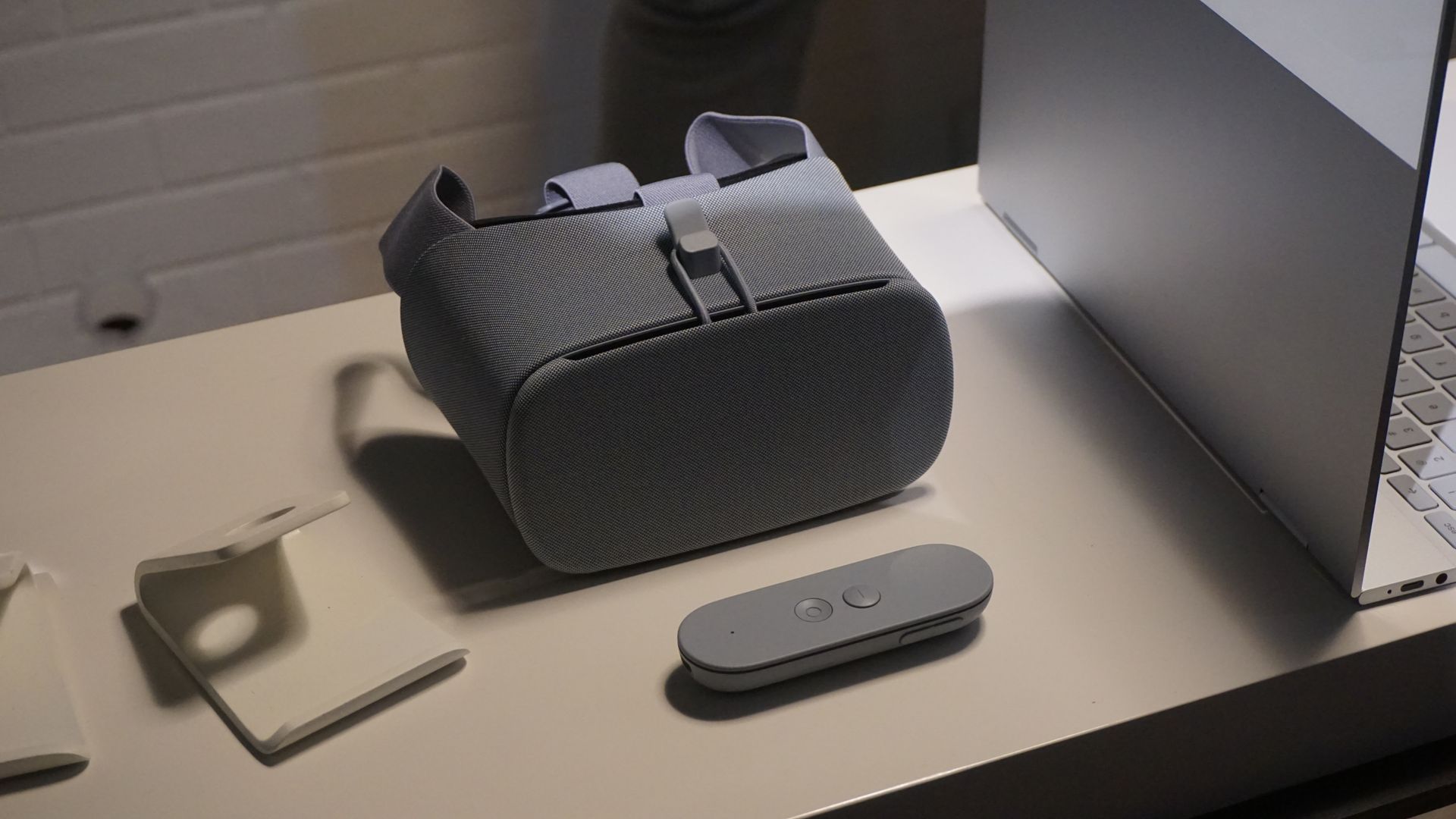 Google to unveil high-res OLED-on-glass display for VR headsets | TechRadar