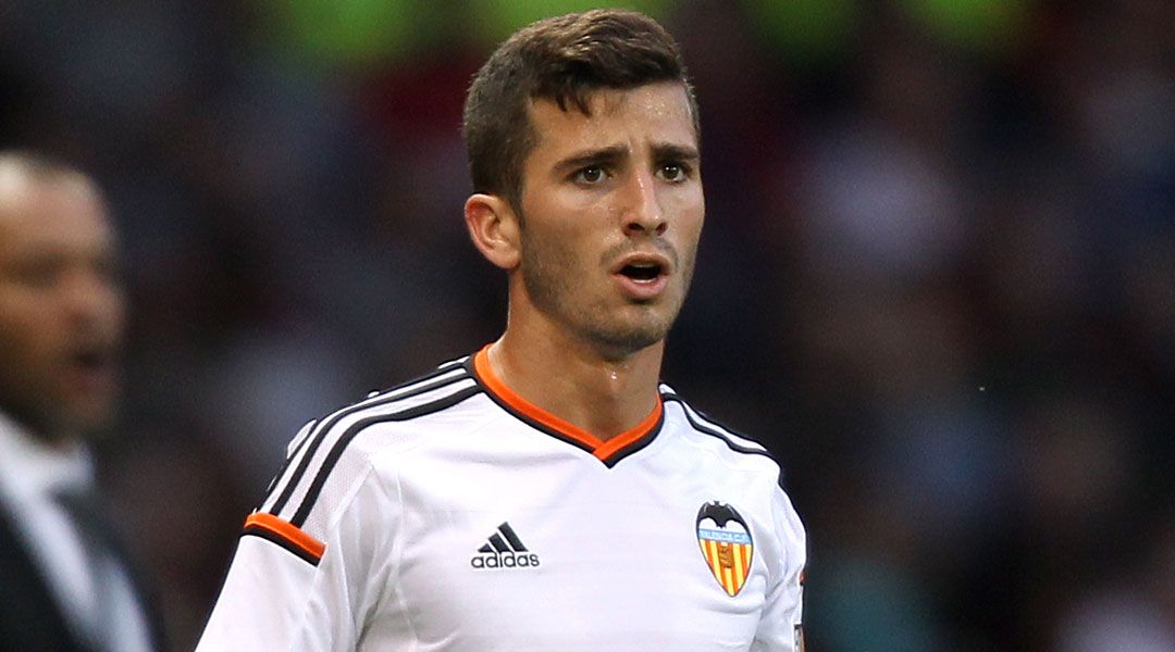 Valencia's latest left-back sensation chased by Arsenal and yet to ...