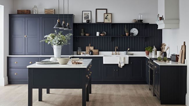 Beautiful navy kitchen ideas for every style of house | Homebuilding