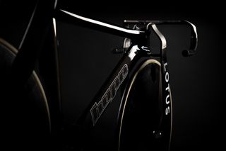 Lotus and Hope launch radical new track bike for 2020 Olympics ...