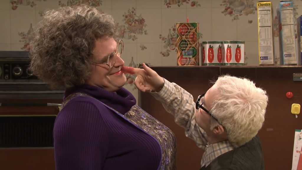 32 Huge Stars Who Couldn't Stop Laughing During An SNL Sketch | Cinemablend