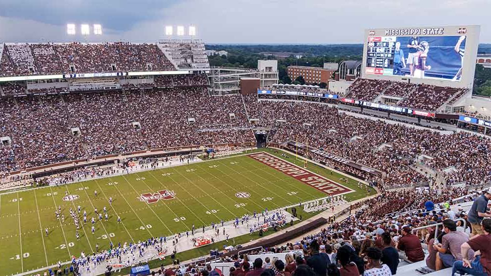 Hail State! Daktronics Wows Bulldogs Fans With 20,000 Square Feet Of ...