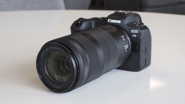 This $649 Canon lens might be the best bargain in the RF camera lineup ...