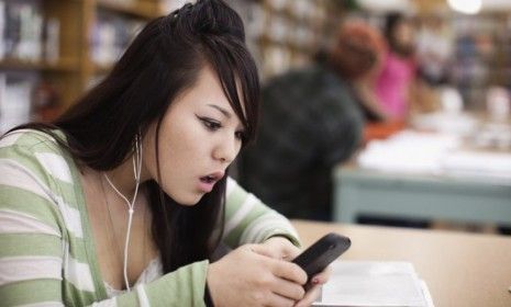 'Smartphone Face': Is your cell phone making your face sag? | The Week