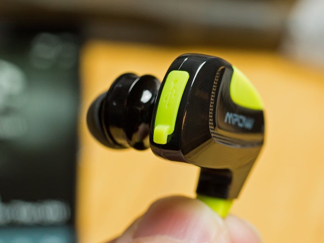 Mpow's Seashell Bluetooth sport headphones offer noise cancellation on ...