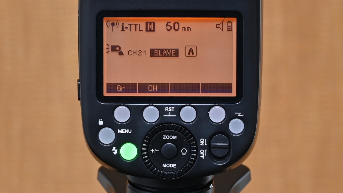 Godox V1 flashgun review | Digital Camera World