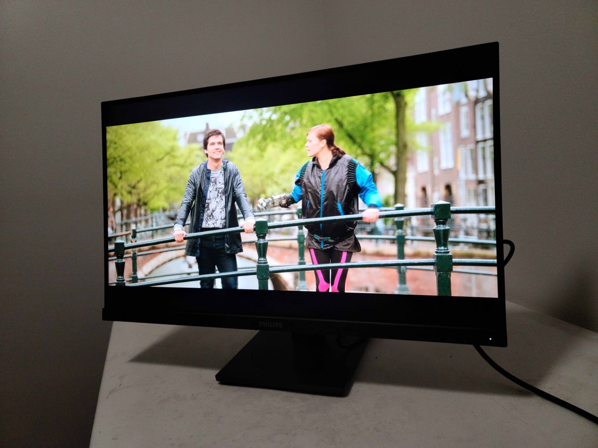 Philips Brilliance 279P1 USB-C Monitor Review: A Laptop's 4K Best ...