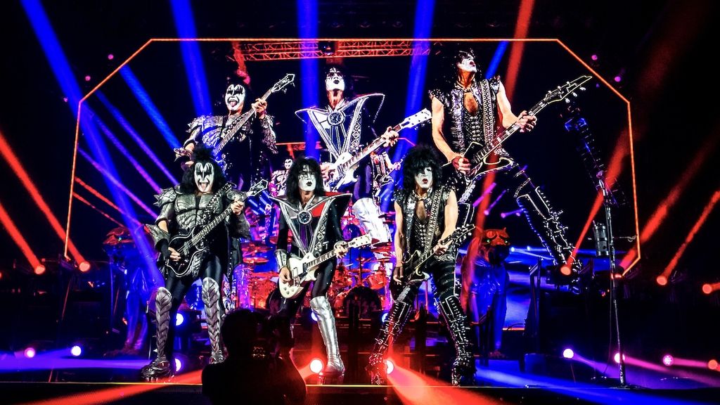 Kiss announce the dates and venue for the last two gigs they'll ever ...