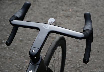 Tech Question: We're used to racers on narrow bars - but are they more ...