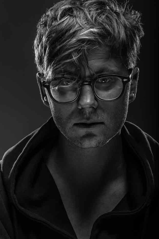 'SNL' Guitarist Jared Scharff Releases Debut Music Video, "Alpha4 ...