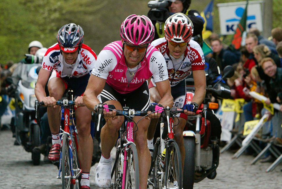 Gallery: A Tour of Flanders retrospective | Cyclingnews