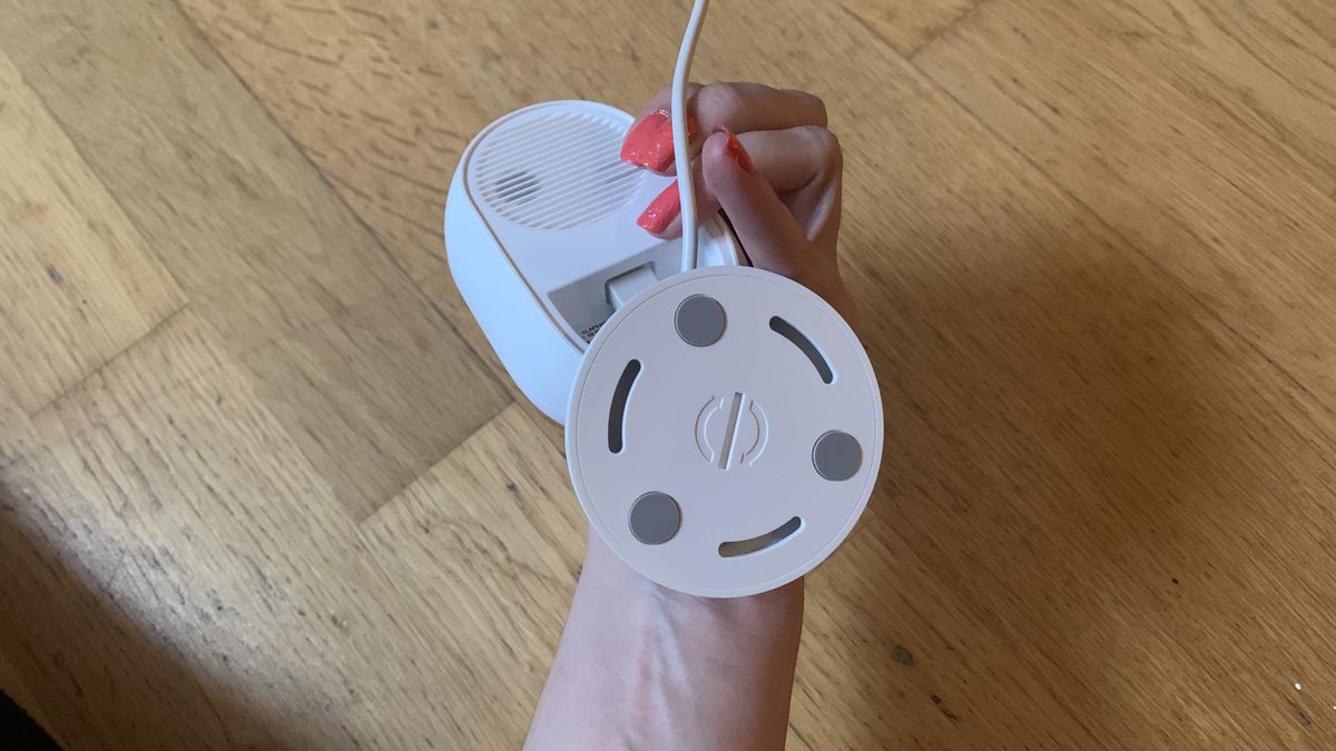 WiZ Indoor camera review: a plucky first home security device from WiZ ...