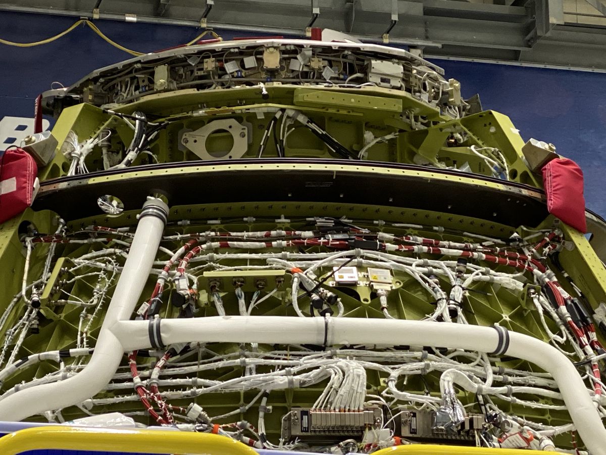 Boeing Shows Off 1st Starliner Destined to Carry Crew to Space | Space