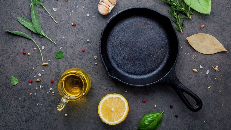 How to season a cast iron pan: experts advise | Homes and Gardens
