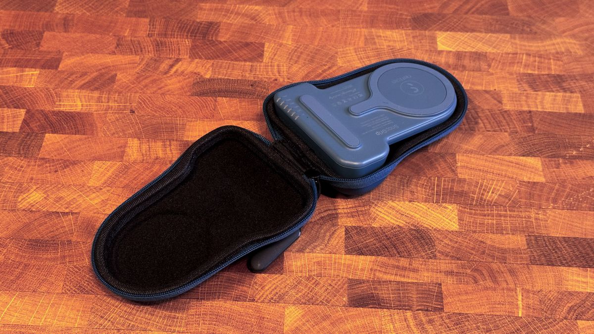 ShiftCam SnapGrip Review: The best camera grip for your iPhone, but do ...