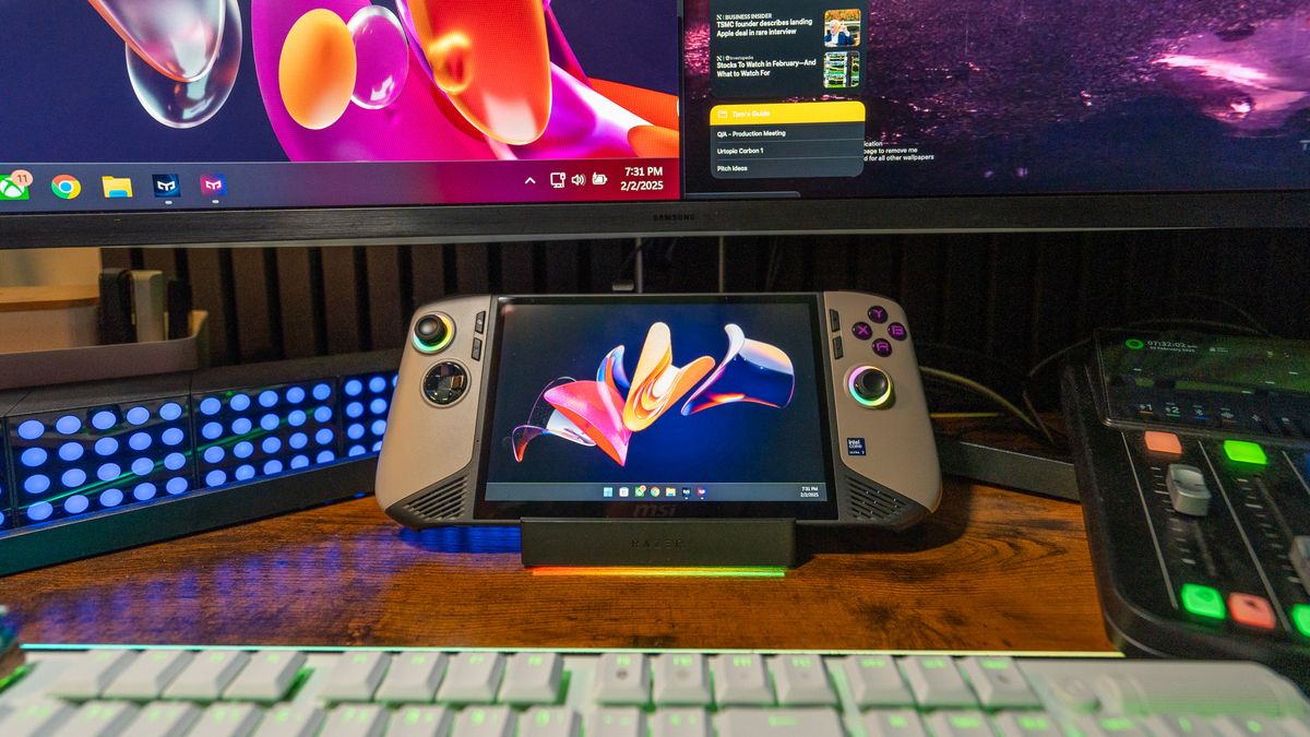 Razer Handheld Dock Chroma review: One beautiful dock | Tom's Guide