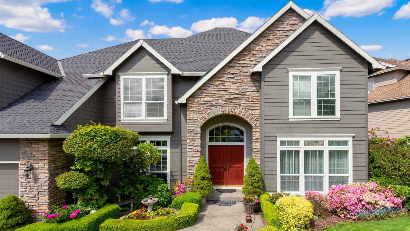 What does blowing cinnamon on your front door do? | Homes and Gardens