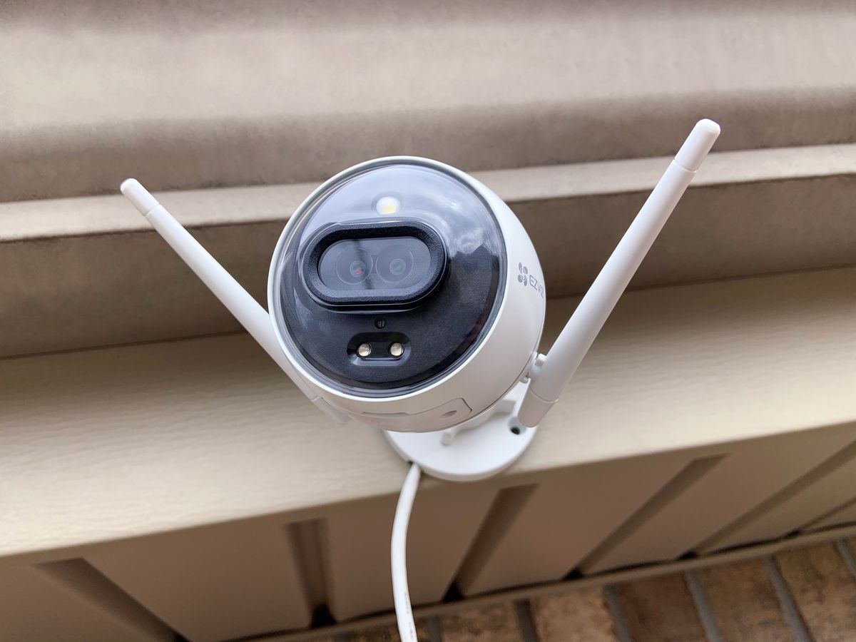 EZVIZ C3X Outdoor Camera Review: Color night vision without the bulk ...