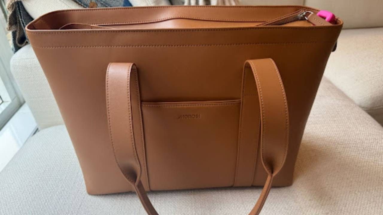 Monos Metro Tote review: a lightweight, spacious and chic travel bag | T3