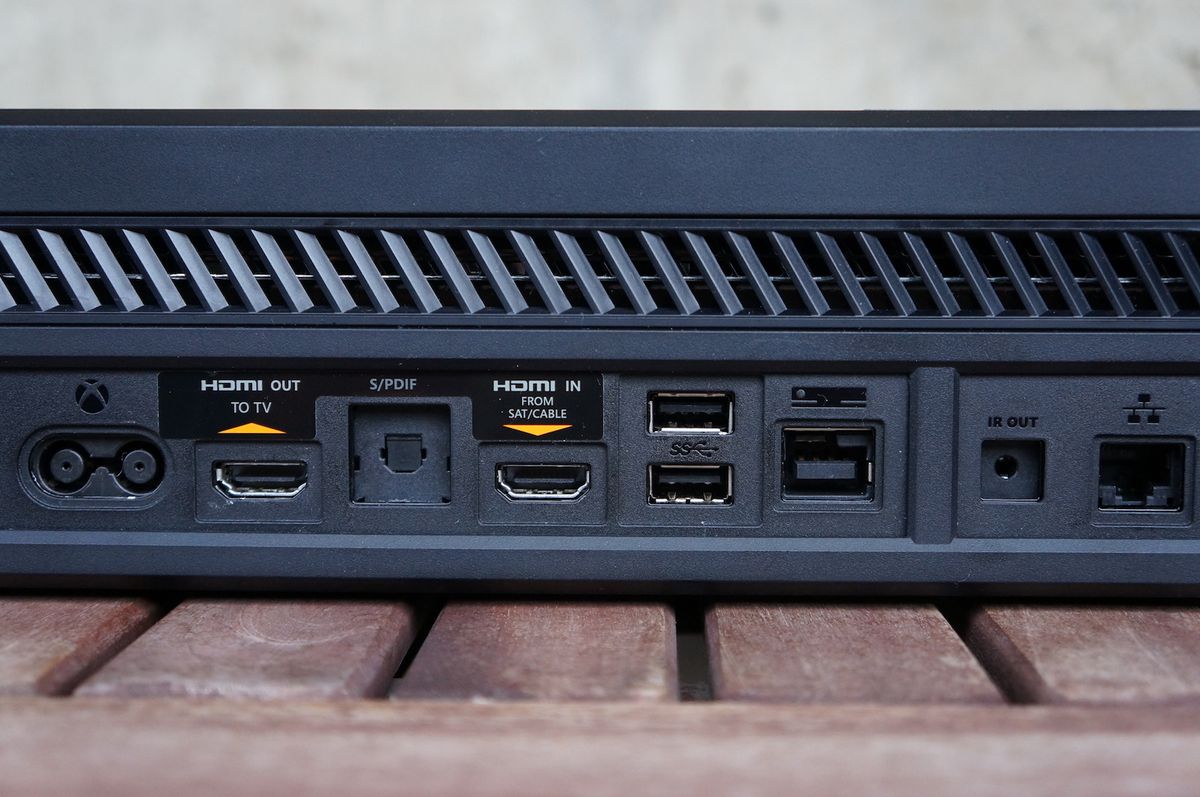 Xbox One Watching TV