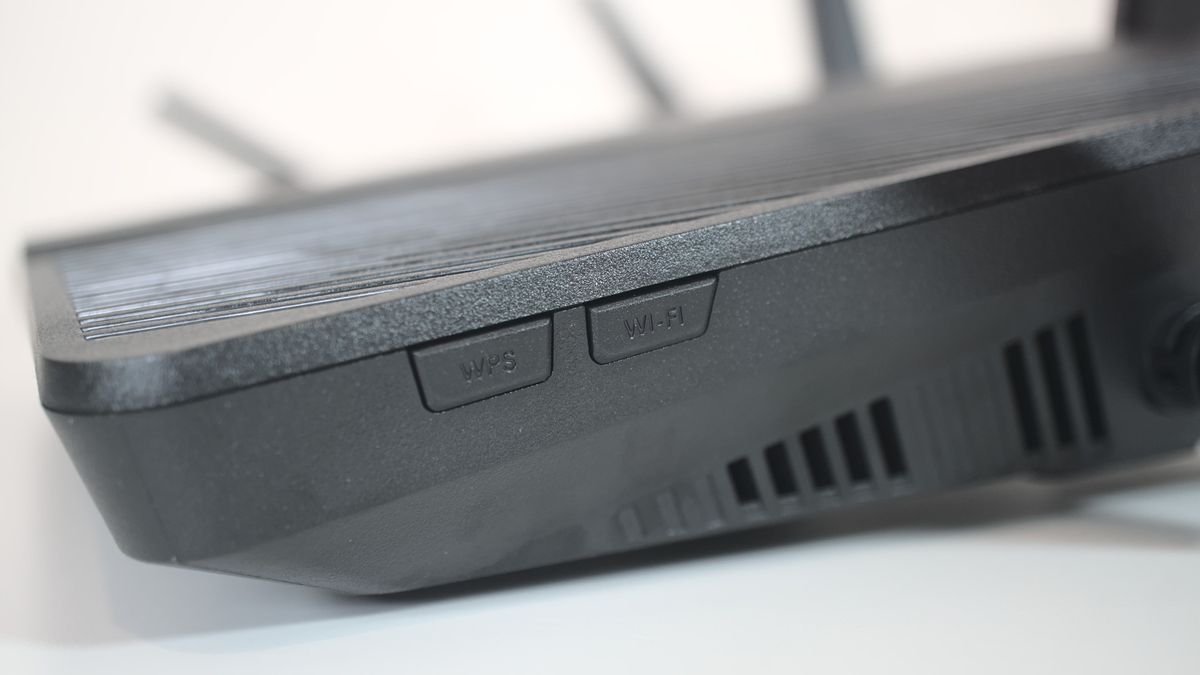 Synology RT6600ax review: An easy-to-use speedy Wi-Fi 6 router ...