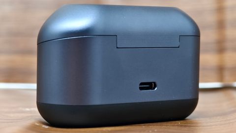 JLab Epic Lab Edition review: some solid features, but not enough to ...