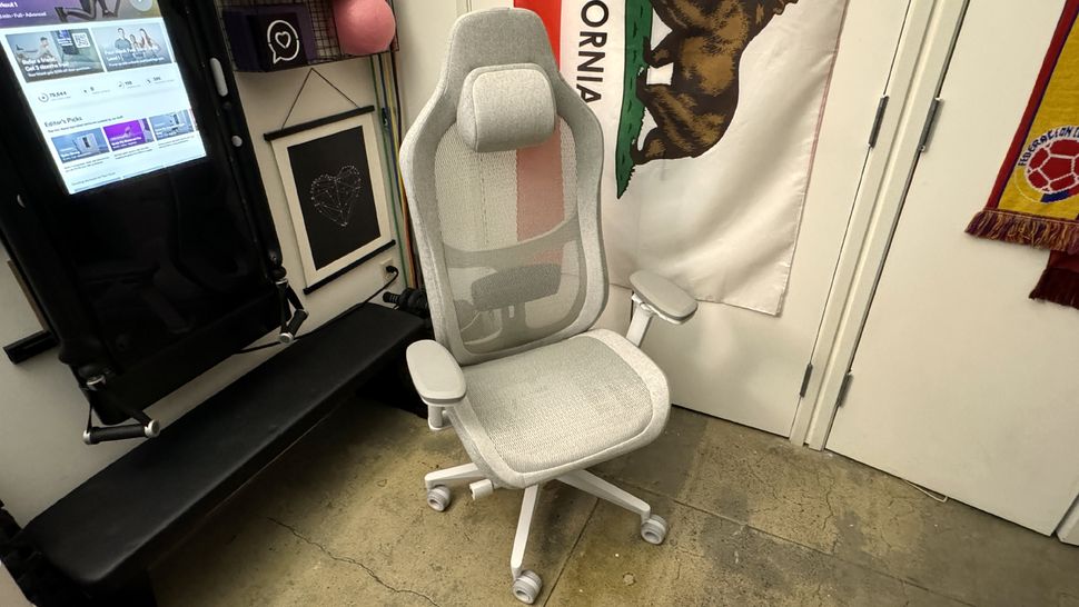 Fractal Refine Review: Comfortably refined | Tom's Hardware