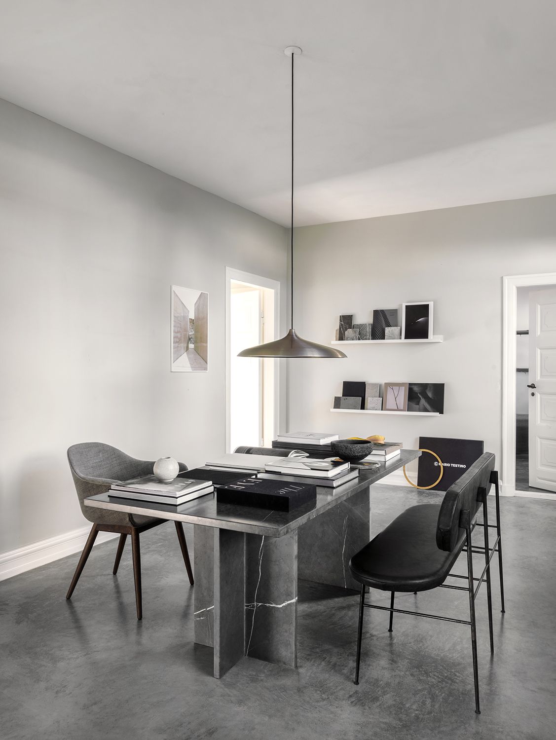 This calming house shows how to be minimalist and have stuff | Livingetc