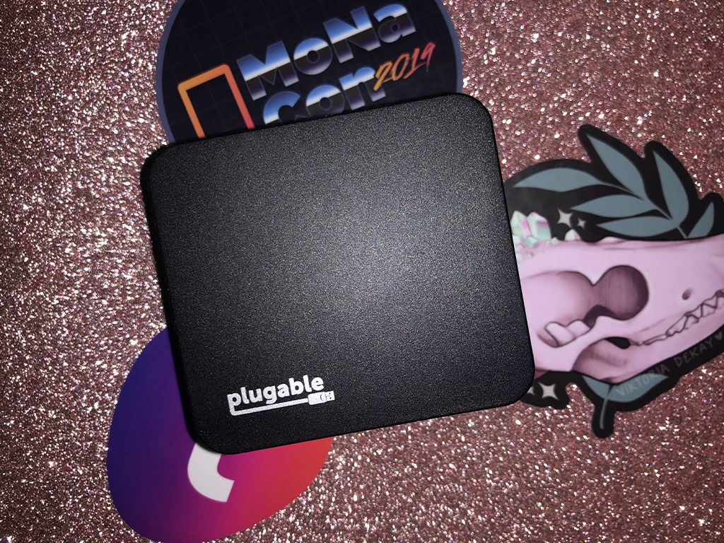 Plugable Cube Review: A small USB-C Docking Station that might conquer ...