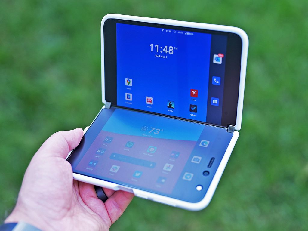 Surface Duo review: A dual-screen phone of tomorrow ... that's not ...