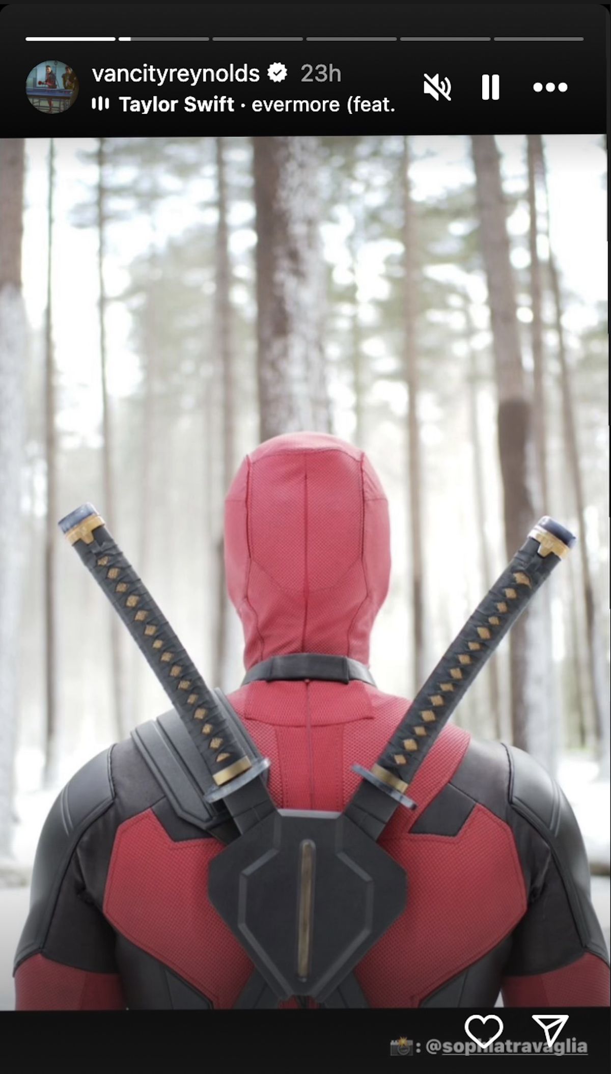 Fans Can't Shake Off A Possible Taylor Swift Deadpool And Wolverine ...