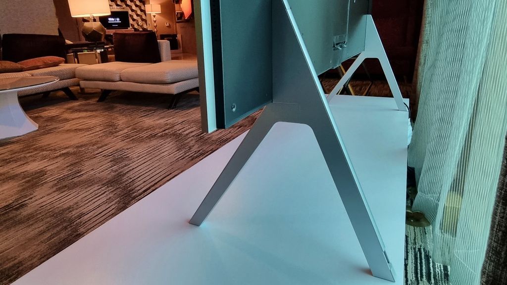 LG M3 OLED TV hands-on review: wireless 4K/120Hz becomes a reality ...