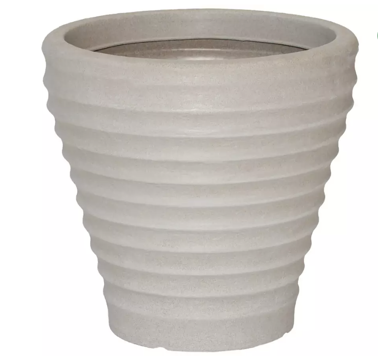 How to make your own garden water feature | Ideal Home