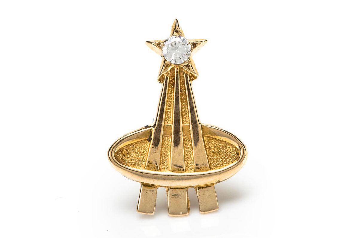 'Pin'-nacle Achievement: The Story Behind NASA's Astronaut Pin | Space