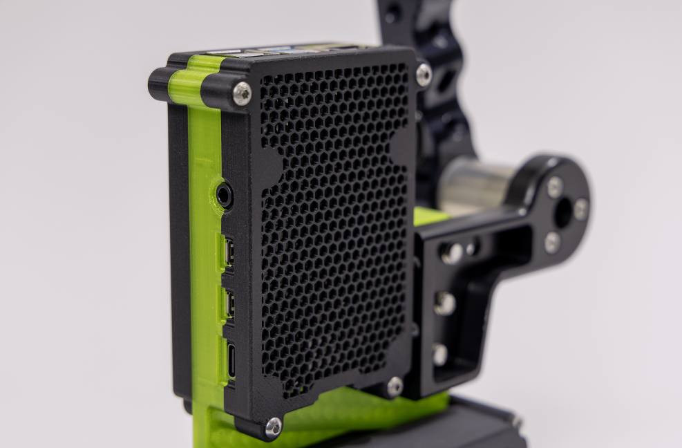 This Raspberry Pi portable cyberdeck is straight out of a sci fi movie ...