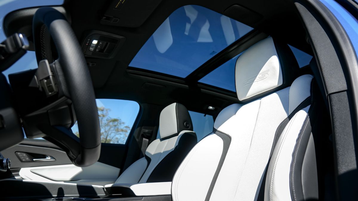 I drove an Acura ZDX Type S for a week — and it’s luxury like no other ...