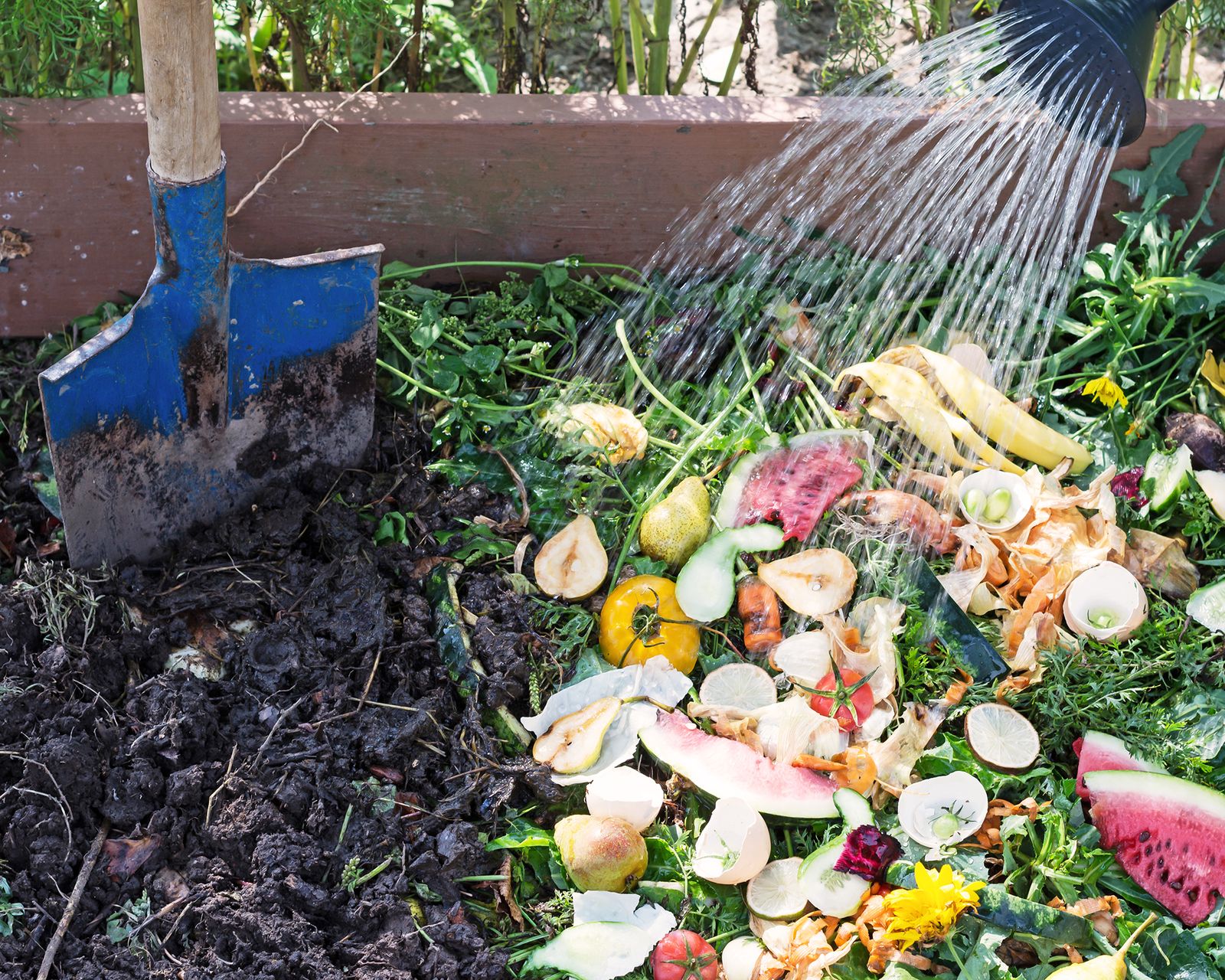 5 Winter Composting Shortcuts: Fill Beds In Time For Spring | Gardening ...