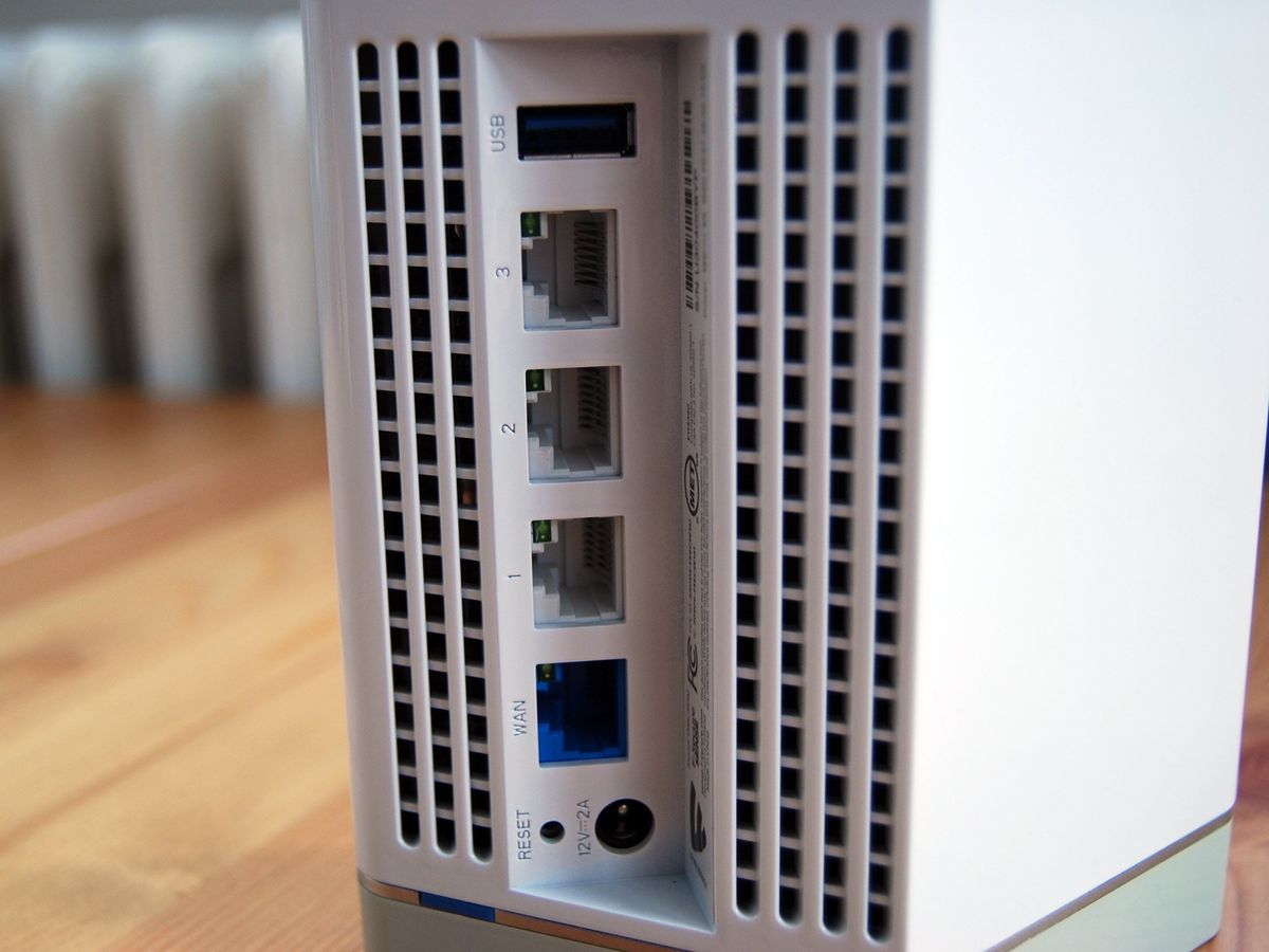 F-Secure SENSE router review: Great performance and robust security ...