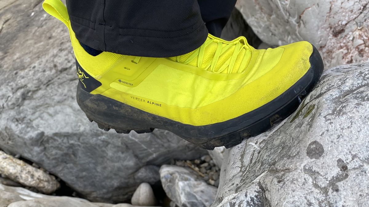 The best approach shoes: for alpine adventures, via ferrata, scrambling ...