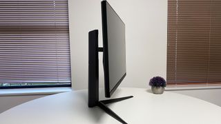 LG UltraGear 27GR93U gaming monitor review | PC Gamer