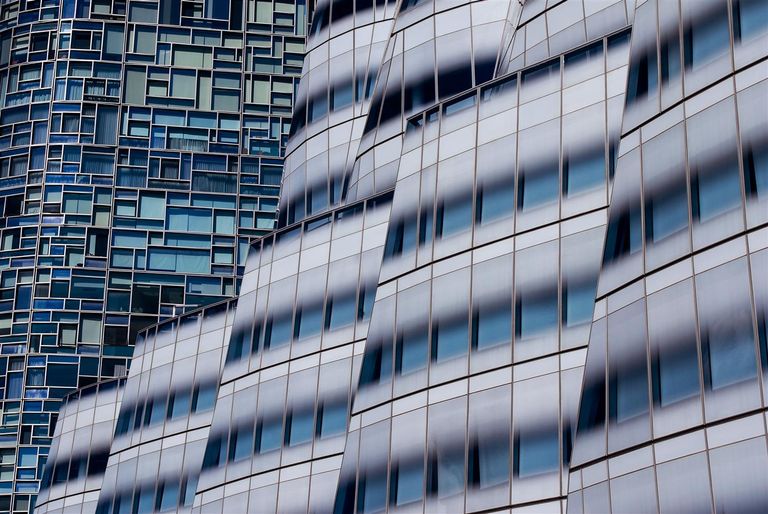 Frank Gehry architecture: a guide to his most notable buildings ...