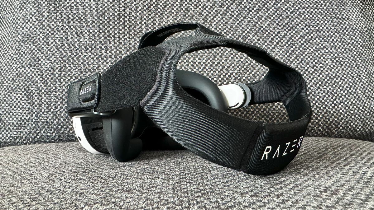 Razer Adjustable Head Strap for Quest 3 review: "Gave my skull a ...